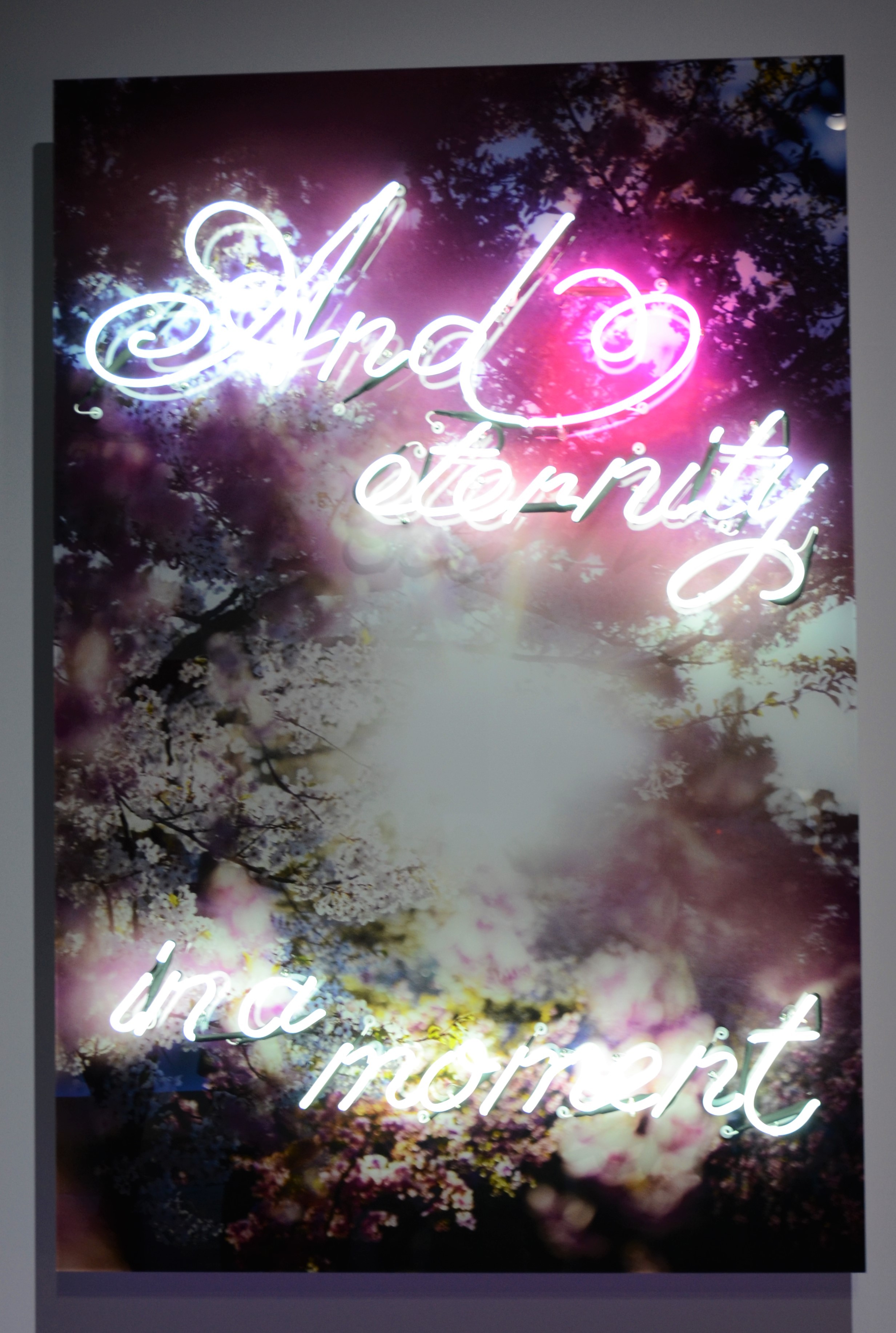 弘前れんが倉庫美術館「蜷川実花展 with EiM：儚くも煌めく境界 Where Humanity Meets Nature」明日から開催 ...